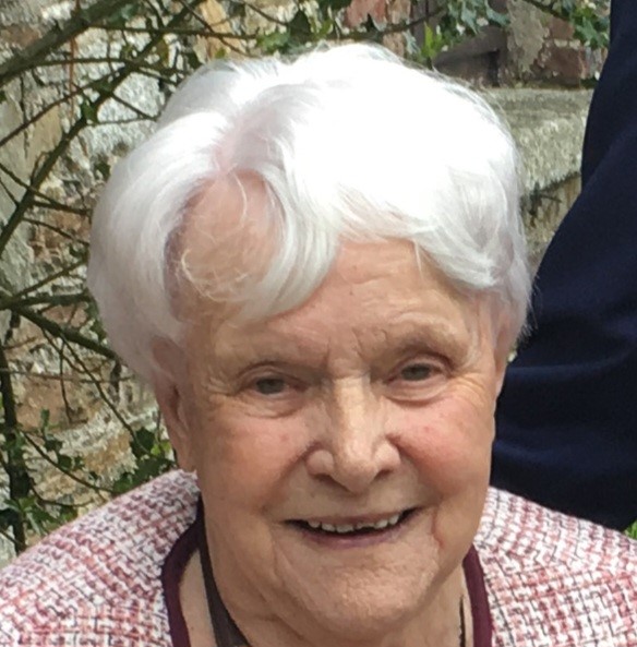 Death Notice of Carmel Fox (née O'Reilly) (Templeogue, Dublin) | rip.ie Death Notice of Carmel Fox (née O'Reilly) (Templeogue, Dublin) | rip.ie