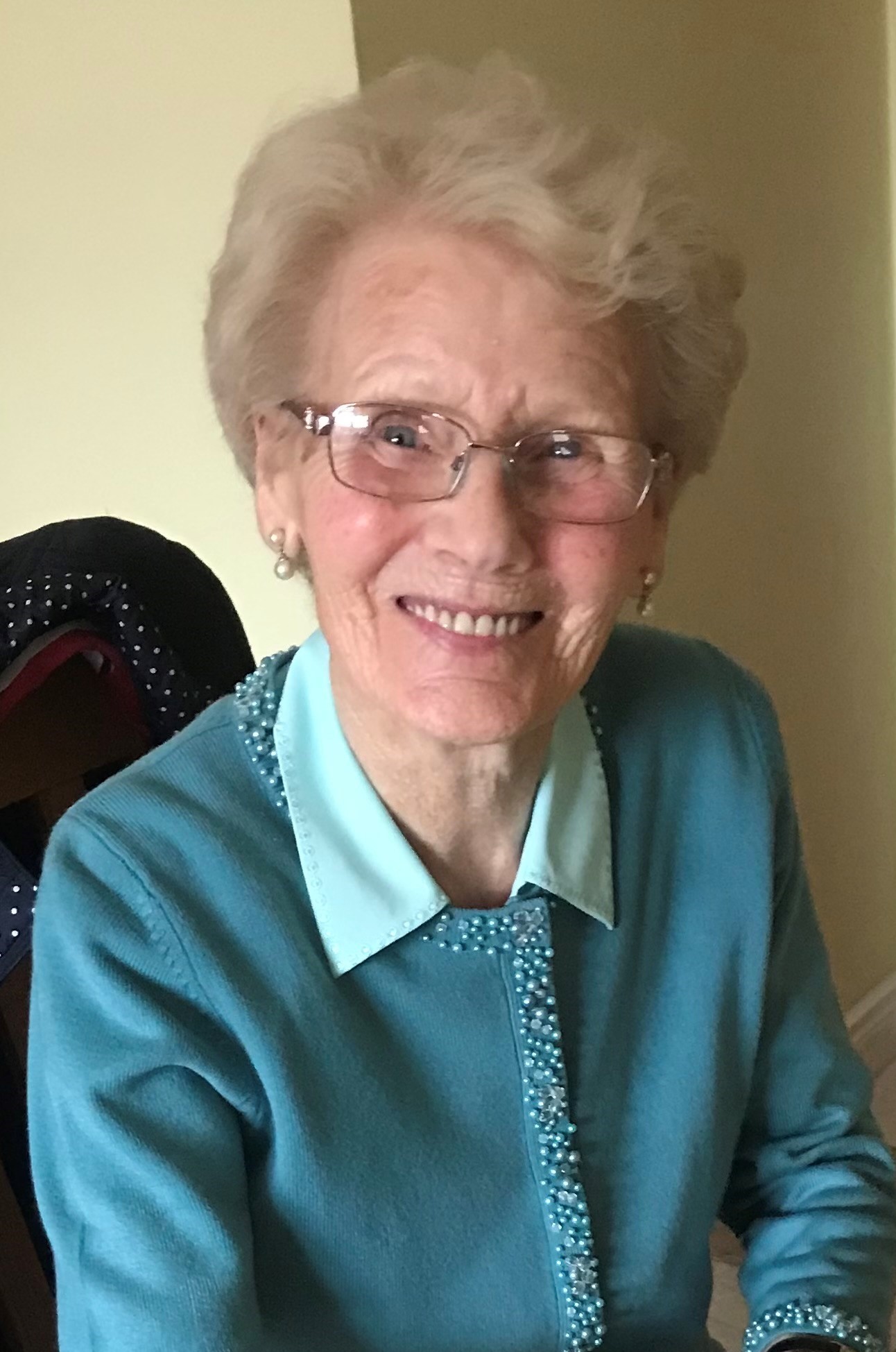 Death Notice of Dinah Reilly (née Shevlin) (Drogheda, Louth) | rip.ie Death Notice of Dinah Reilly (née Shevlin) (Drogheda, Louth) | rip.ie