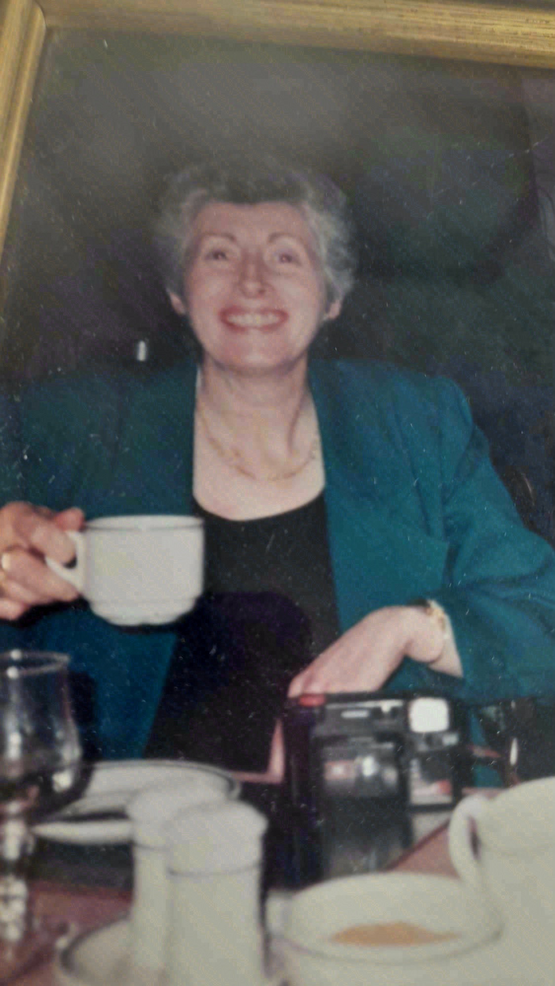 Family Notice of Cora Byrne (née Ahern) (Cork) | rip.ie