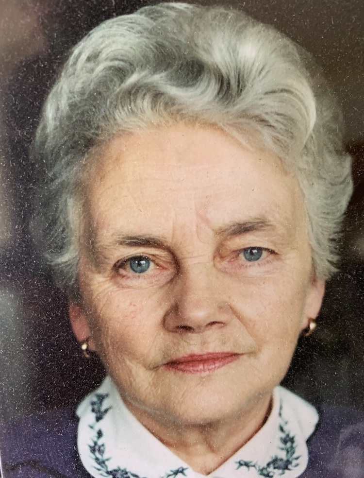 Death Notice of Maura Connolly (née Cumiskey) (Carrick-on-Shannon ...