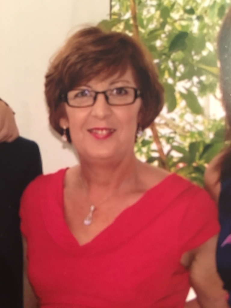 Death Notice of Liz GARRETT (née Brennan) (Carnew, Wicklow) | rip.ie