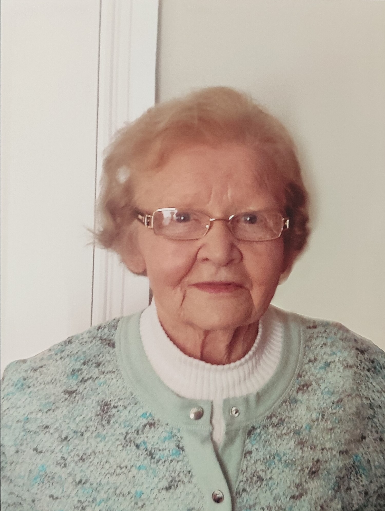 Death Notice of Mairéad Scanlon (née Weekes) (Grange, Limerick) | rip.ie