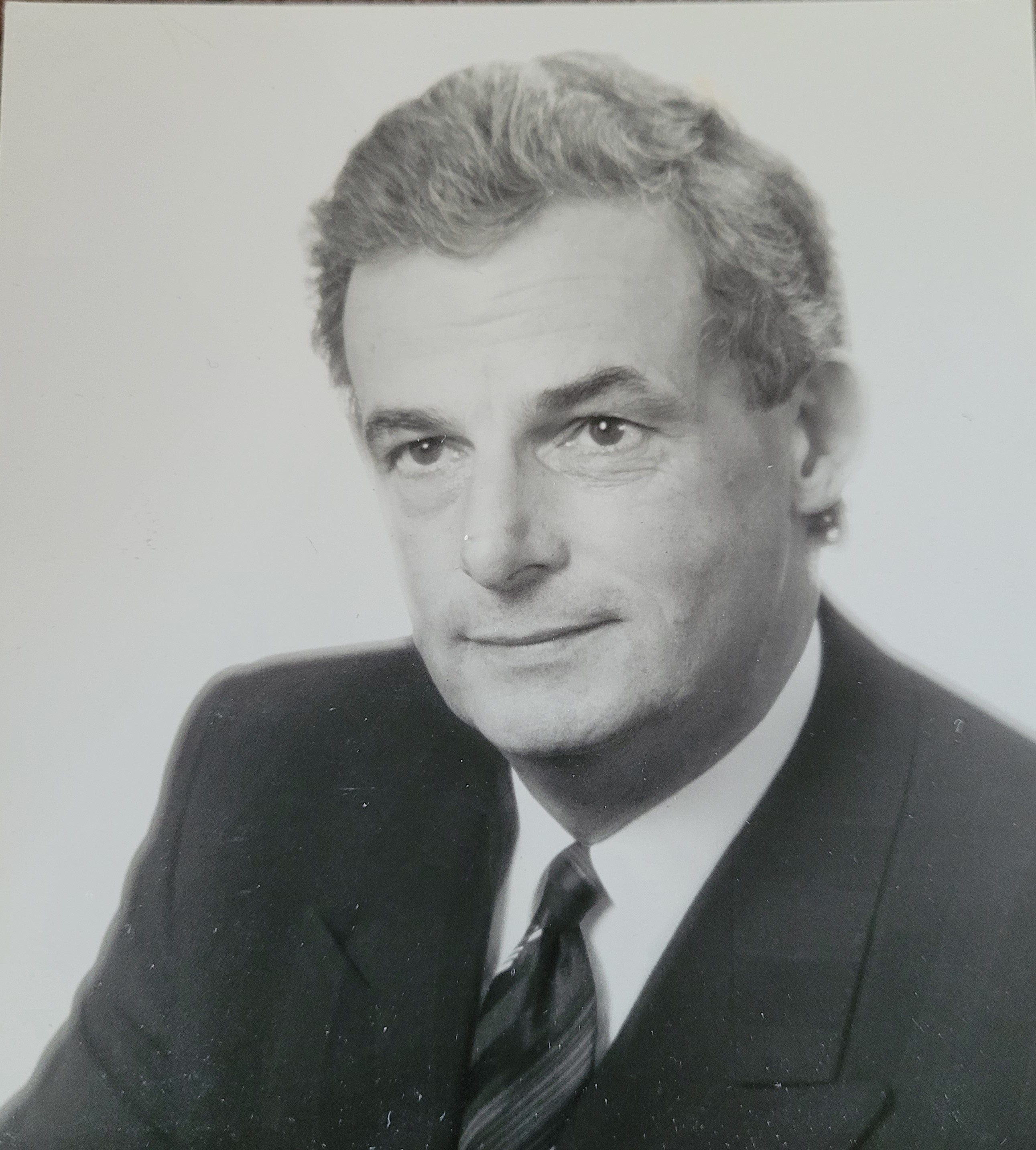 Death Notice of Peter Wilson (Foxrock, Dublin) | rip.ie