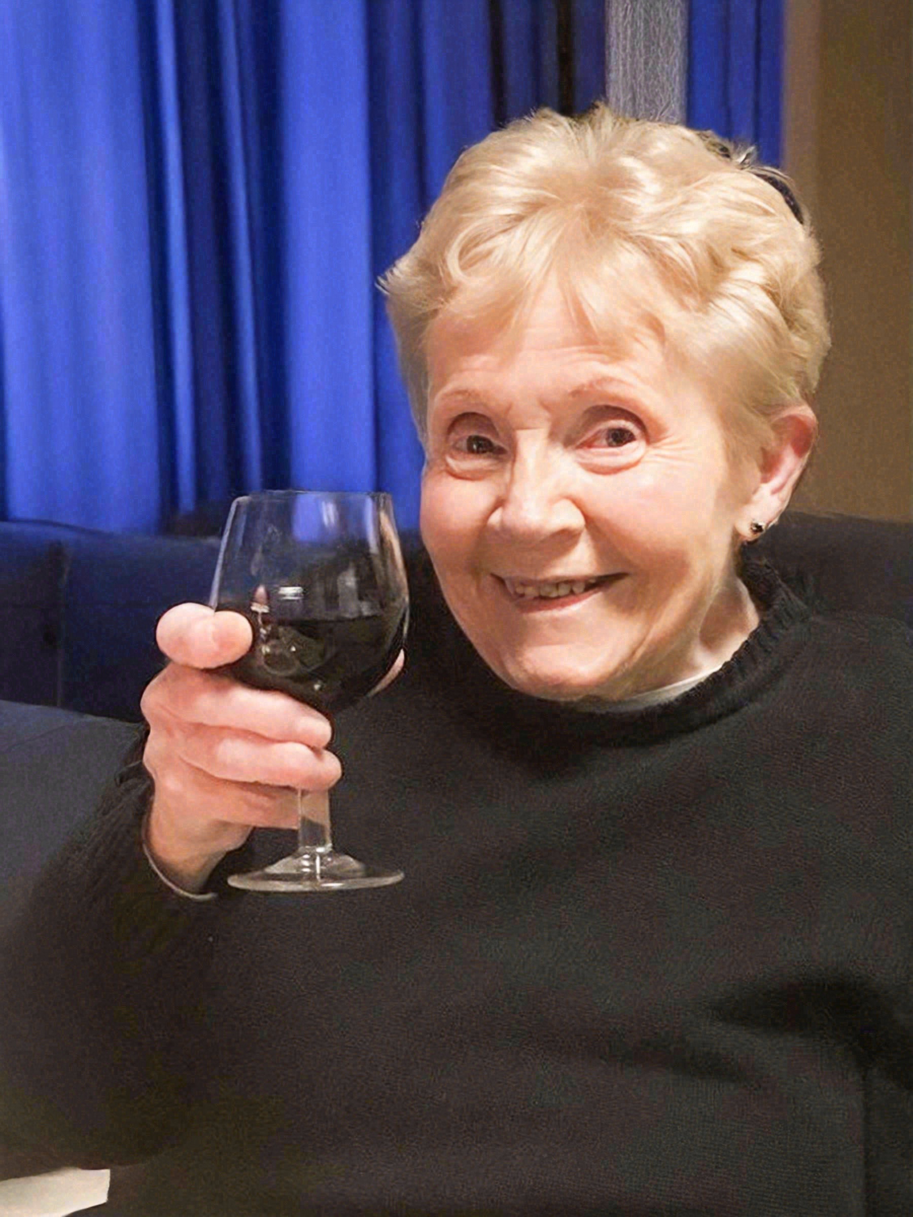 Family Notice of Dorothy Tyrrell (Caherdaniel, Kerry) | rip.ie