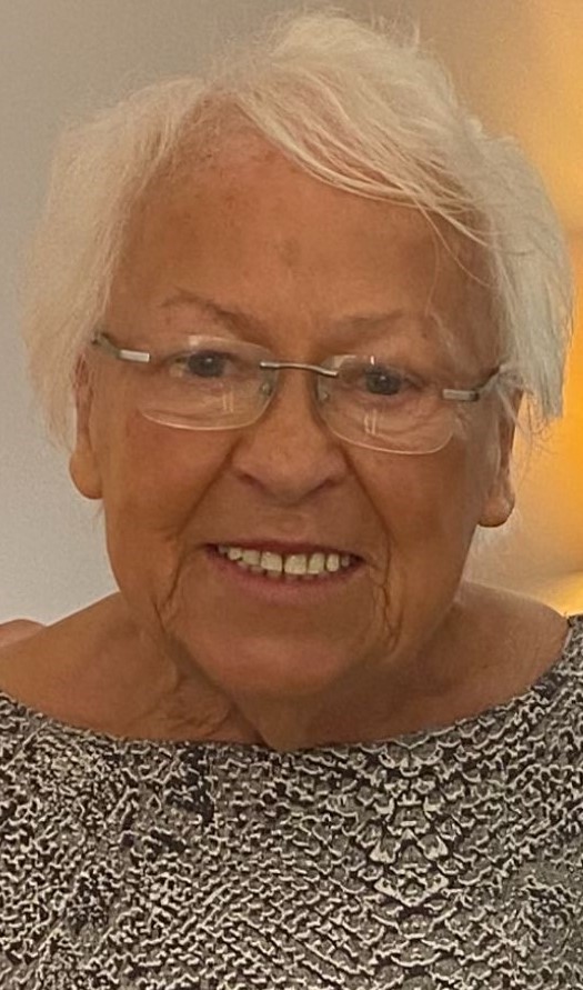 Death Notice of MAUREEN CURRAN (née POWER) (Crosshaven, Cork) | rip.ie