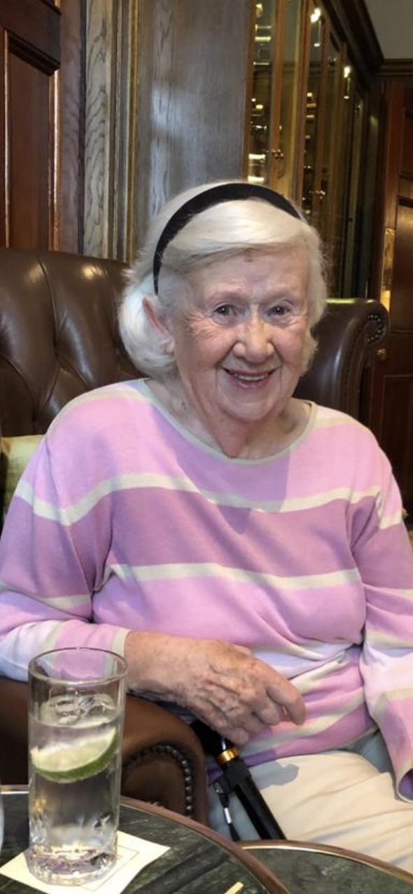 Death Notice of Mary KELLY (née Lawlor) (Rathfarnham, Dublin) | rip.ie