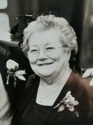 Condolence Book for Lena Cahill (née Lloyd) (Adare, Limerick) | rip.ie