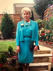 Condolence Book for Doreen (Dora) Alice Lynch (née Sheehan ...