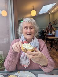 Death Notice of Violet Maginness (née Crook) (Glenageary, Dublin) | rip.ie